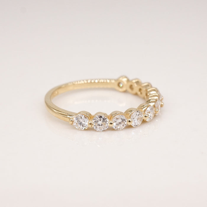 Single Shared Prong Diamond Band